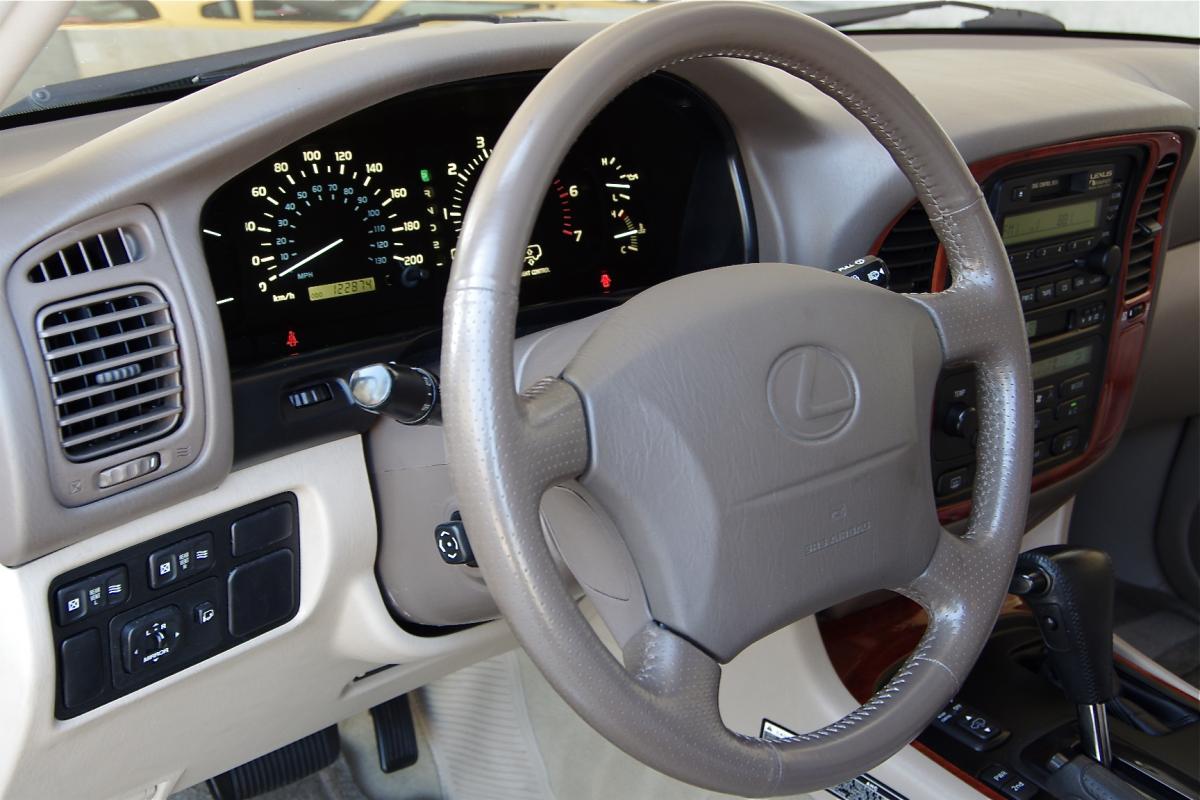 2000 Lexus LX470 | Cor Motorcars