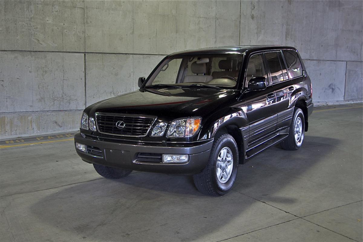 2000 Lexus LX470 | Cor Motorcars