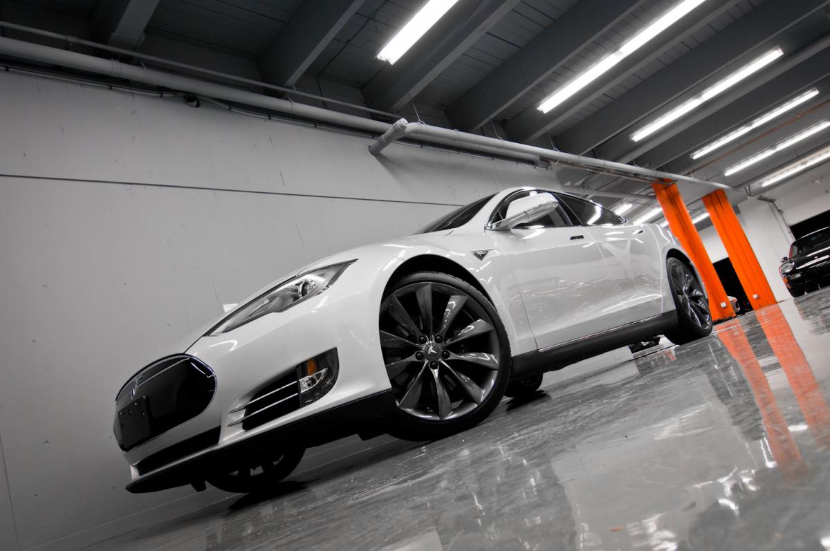 2012 Tesla Model S - P85 Signature Series | Cor Motorcars