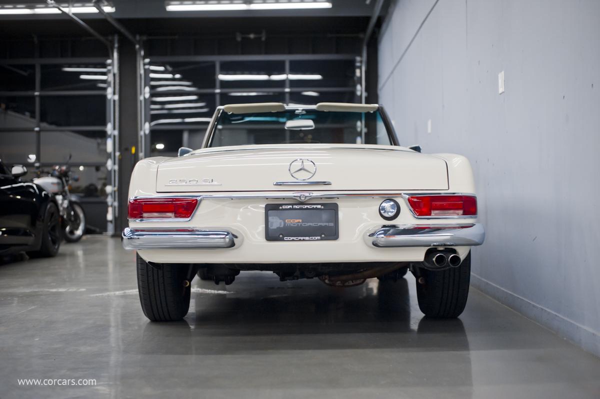 1967 Mercedes-Benz 250SL | Cor Motorcars